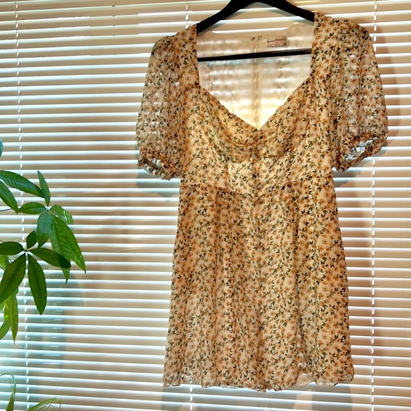 American Vintage | Dresses | Vintage Seven Wonders Yellow Floral Button ...